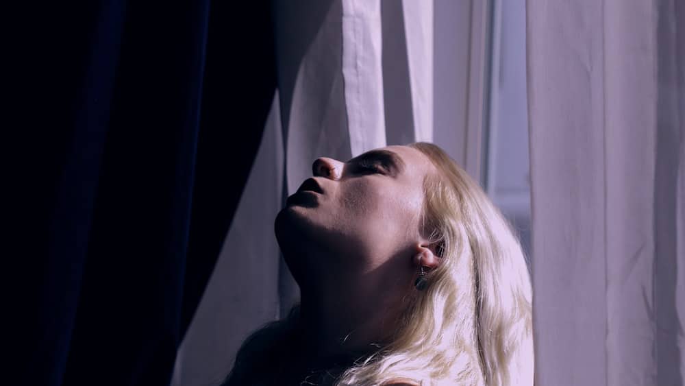 7 Simple Steps: Mastering The 5 4 3 2 1 Grounding Technique