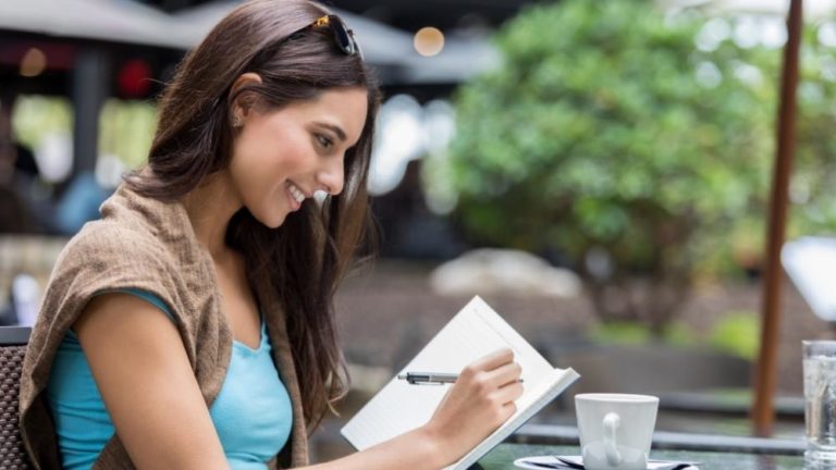 53 Career Journal Prompts Will Help You Reach Your Goals