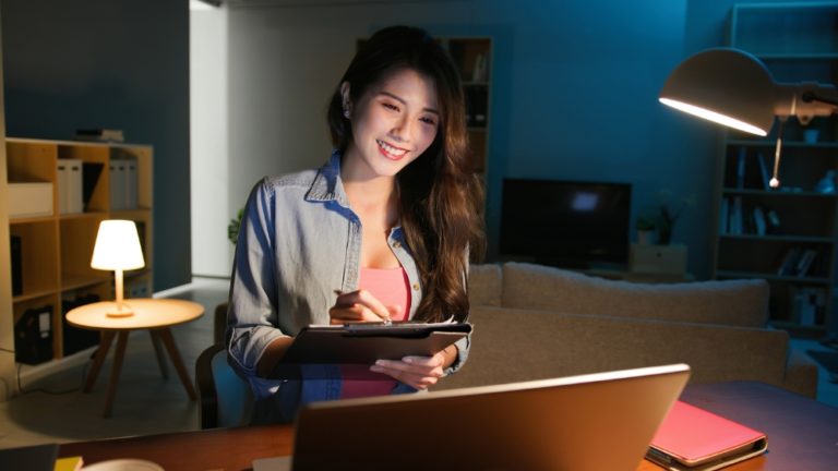 13 Working from Home Distractions You Must Overcome